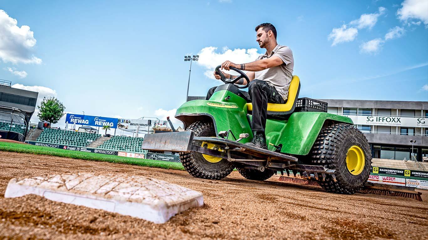 1200A Bunkerrake | John Deere NO