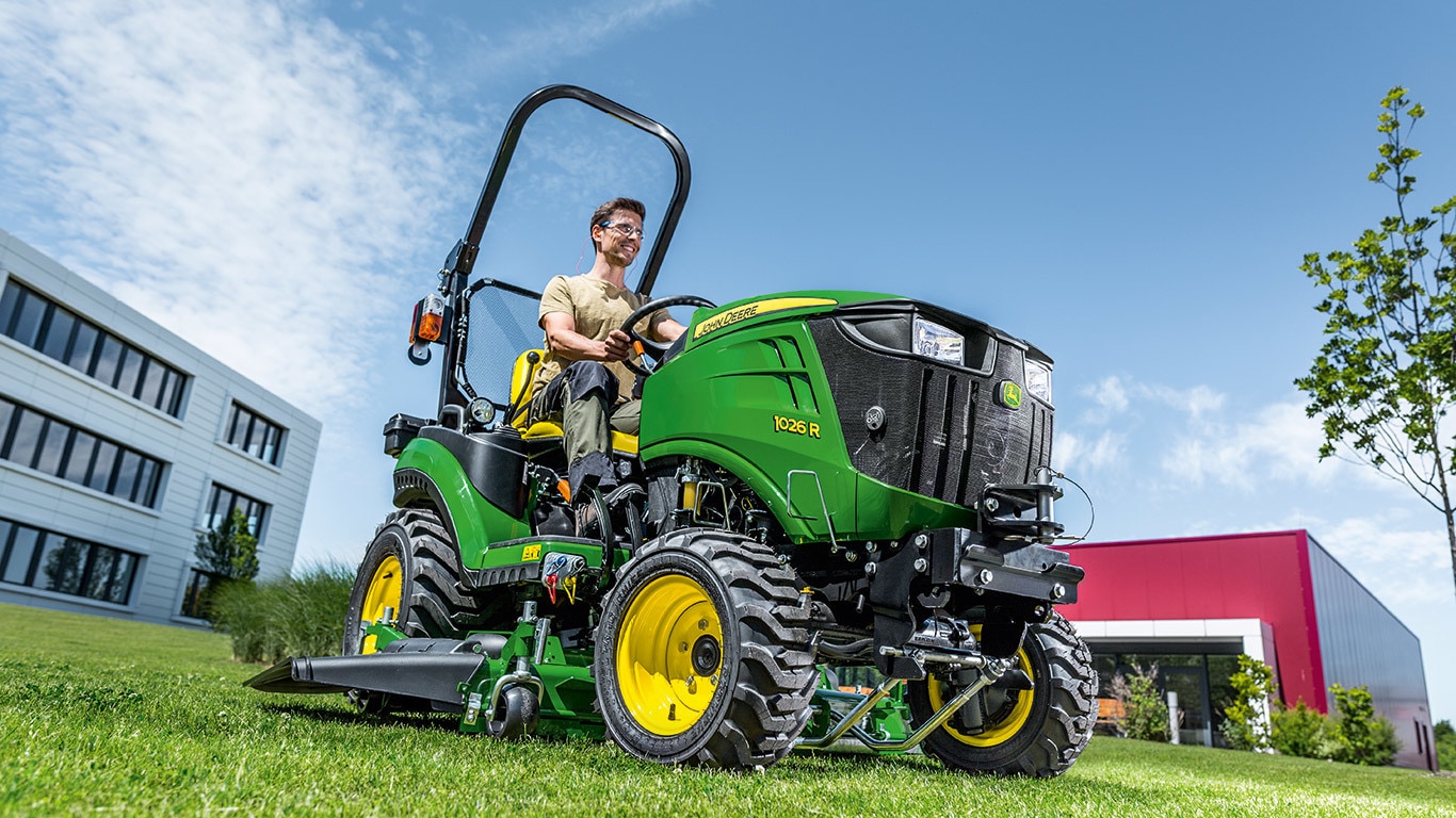 1026R | 1 Serien | Kompakttraktorer | John Deere NO